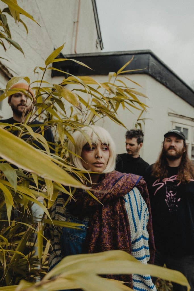 Mandy, Indiana release new video and announce tour dates - Soundsphere ...