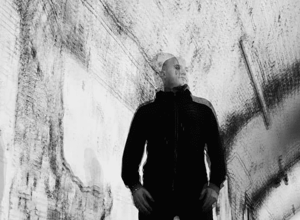 Listen: Matt Hart - 'Superficial' - Soundsphere magazine