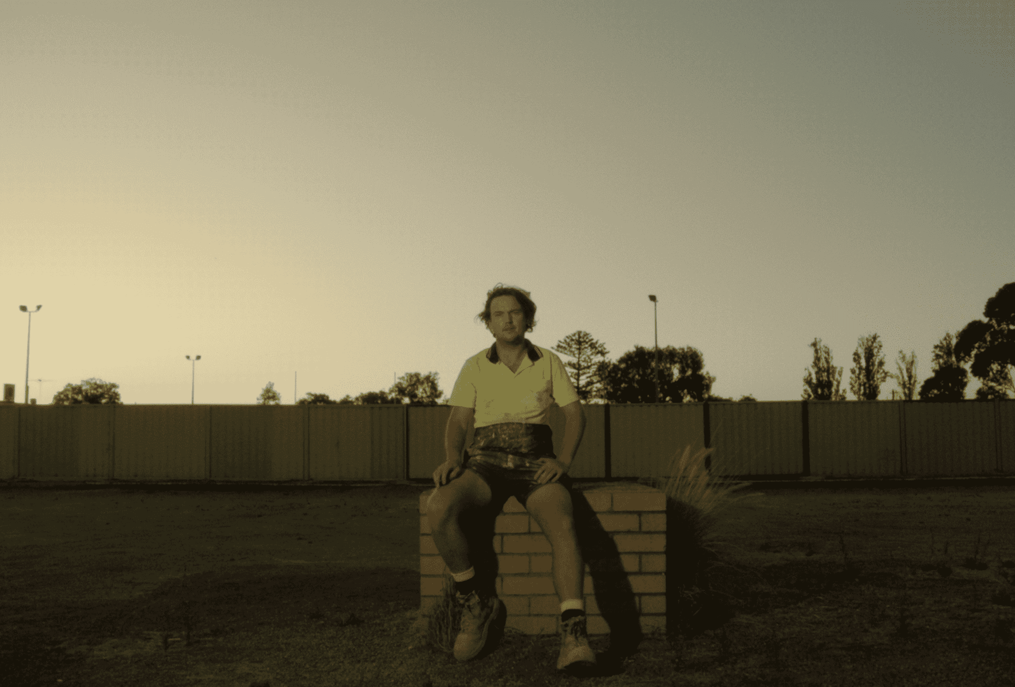 Peter Bibby shares new single, 'Terracotta Brick' - Soundsphere magazine