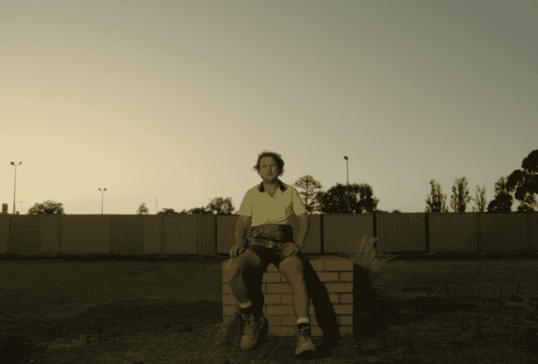 Peter Bibby shares new single, 'Terracotta Brick' - Soundsphere magazine