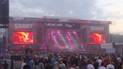 Live Review: Sziget Festival 2011 [Hajogyari Island, Hungary] August 10 ...