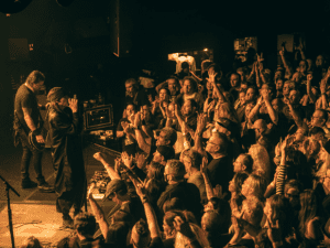 The Cult currently sit at number 4 in the midweek UK album charts ...