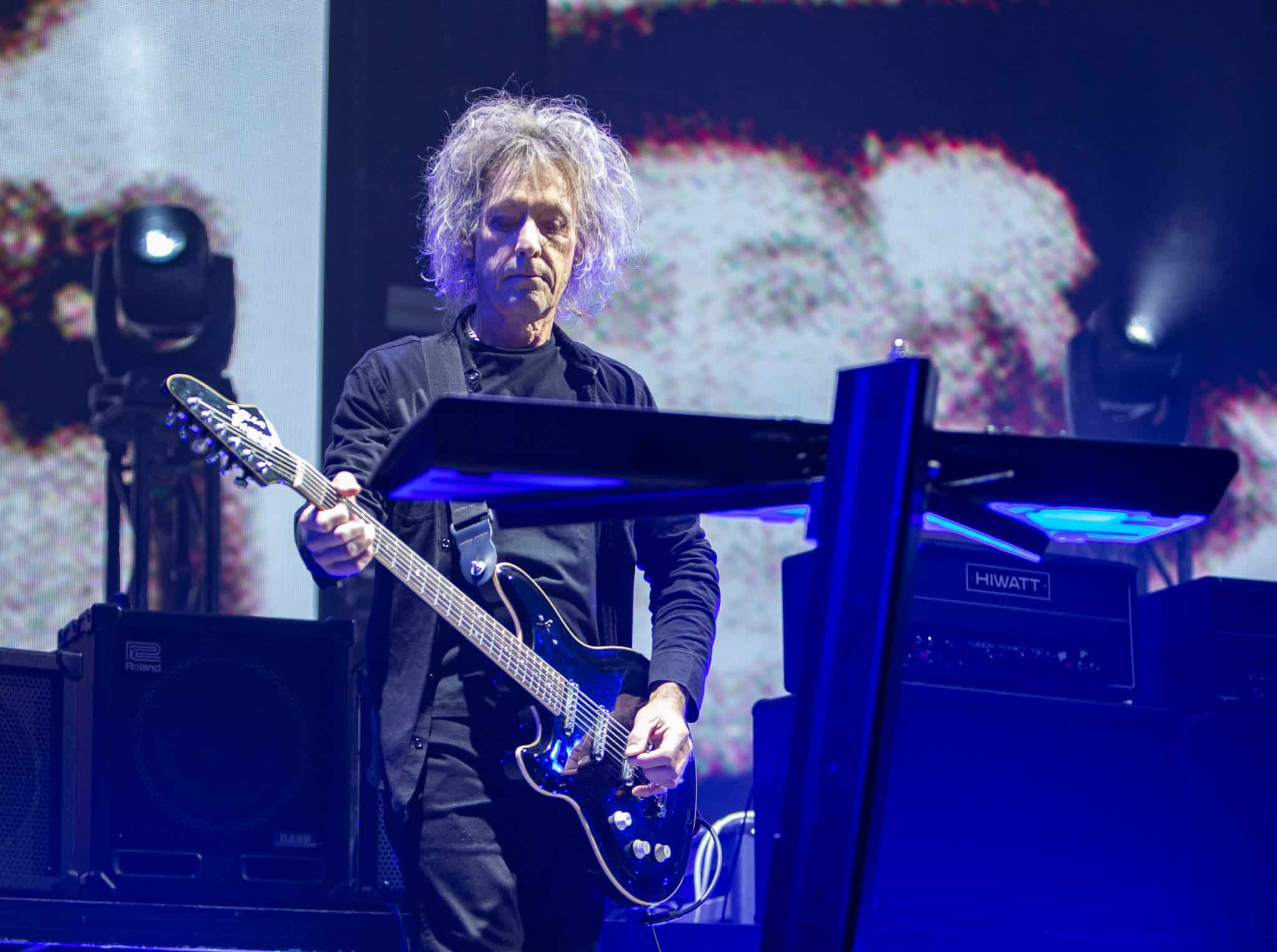 Live Review: The Cure at FD Arena, Leeds [December 6, 2022 ...