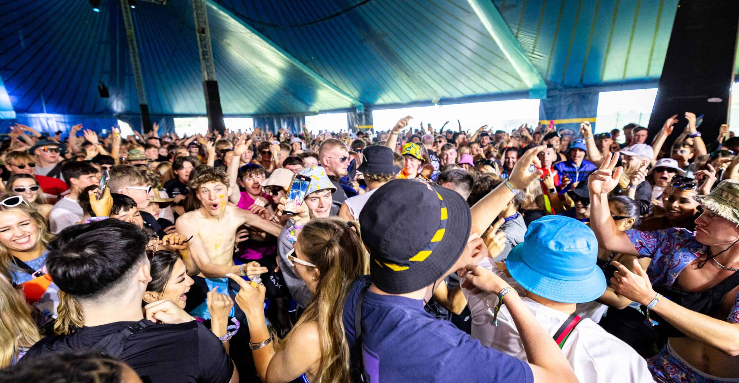 Festival Review: Sunday at Leeds Festival 27th August 2023 [Version 1 ...