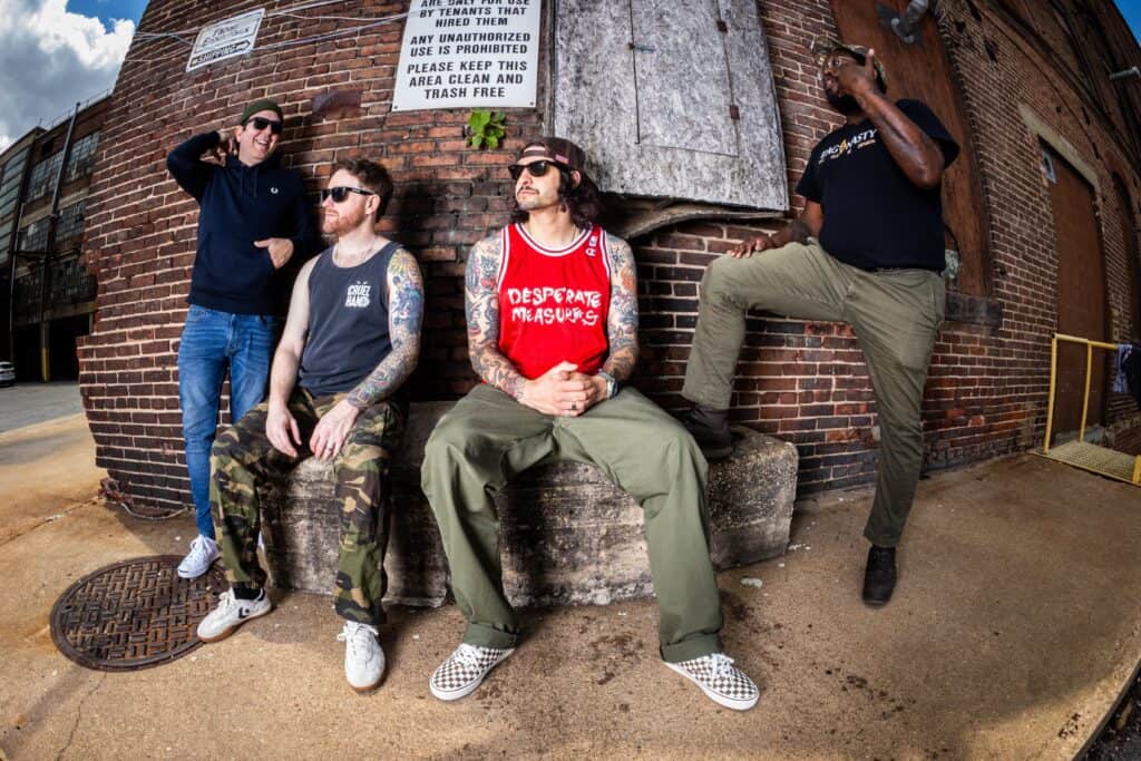 Hardcore Risers End It Celebrate Debut Album Announcement With 'Pale ...