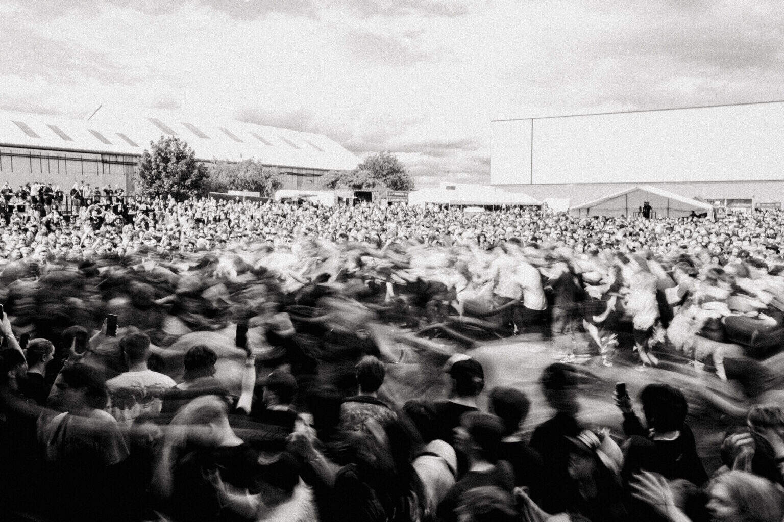 Festival Review: Outbreak Fest 2025 [14-15 June] - Soundsphere magazine