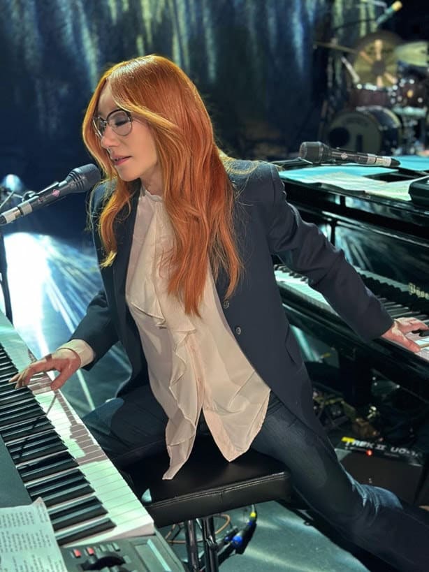 Tori Amos today announces her forthcoming new studio album In Times of ...